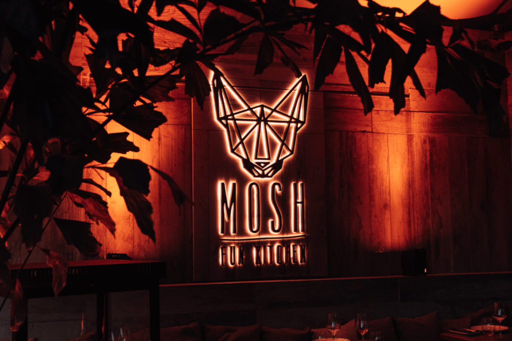 Mosh Fun Kitchen Marbella – Pit Stop Café Marbella